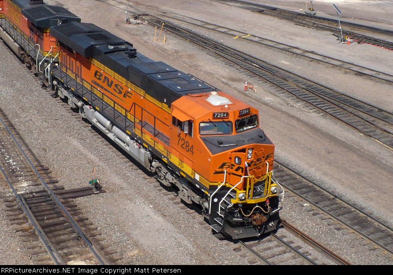 BNSF 7284